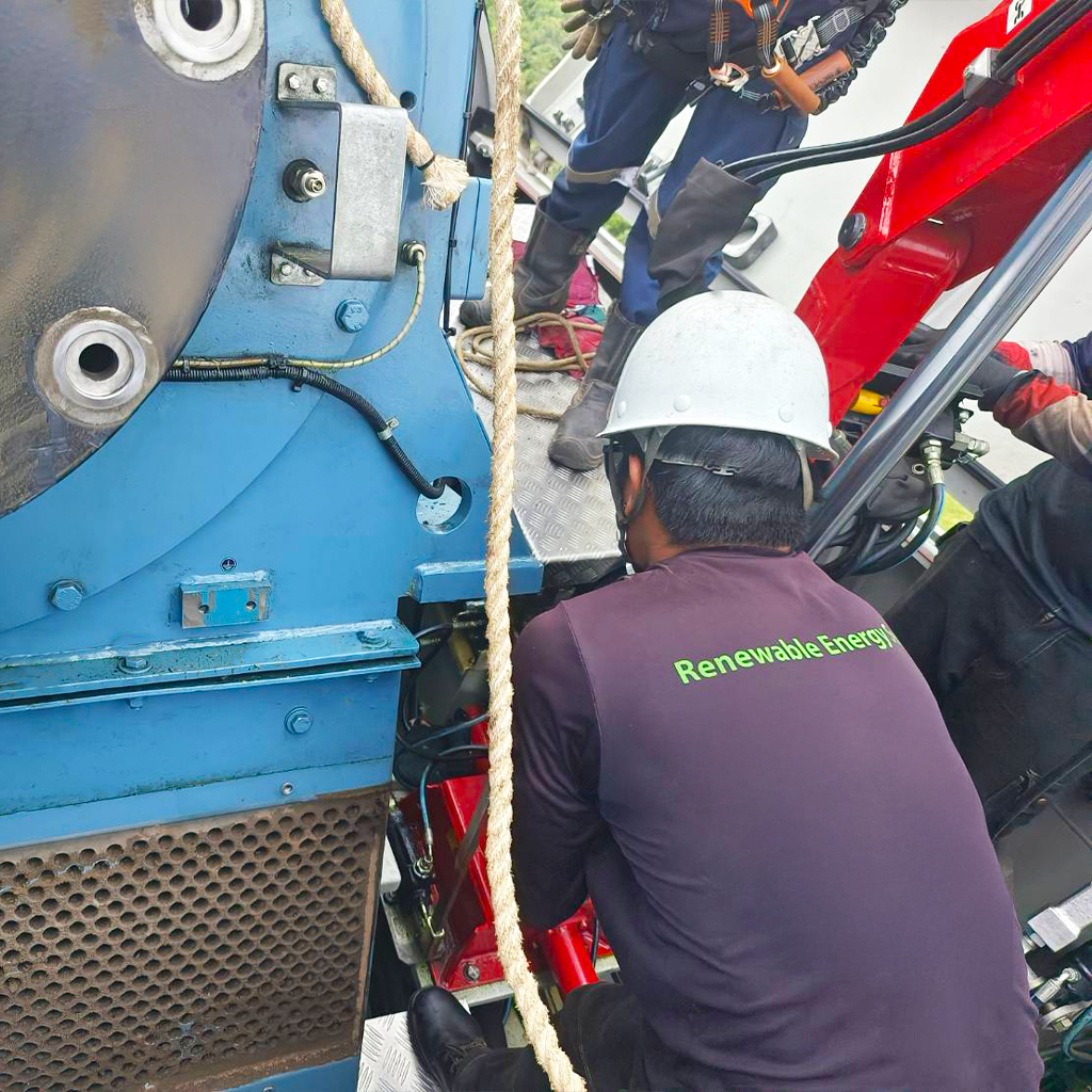 Installation a wind turbine system - Renewable Energy Service